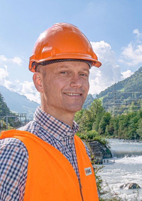 Einmal unter den Gleisen durch, zweimal oberhalb - BKW